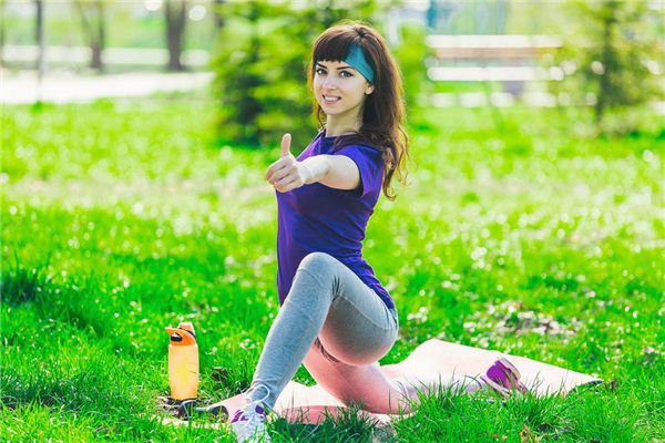 预示女人快速衰老的梦_周公解梦